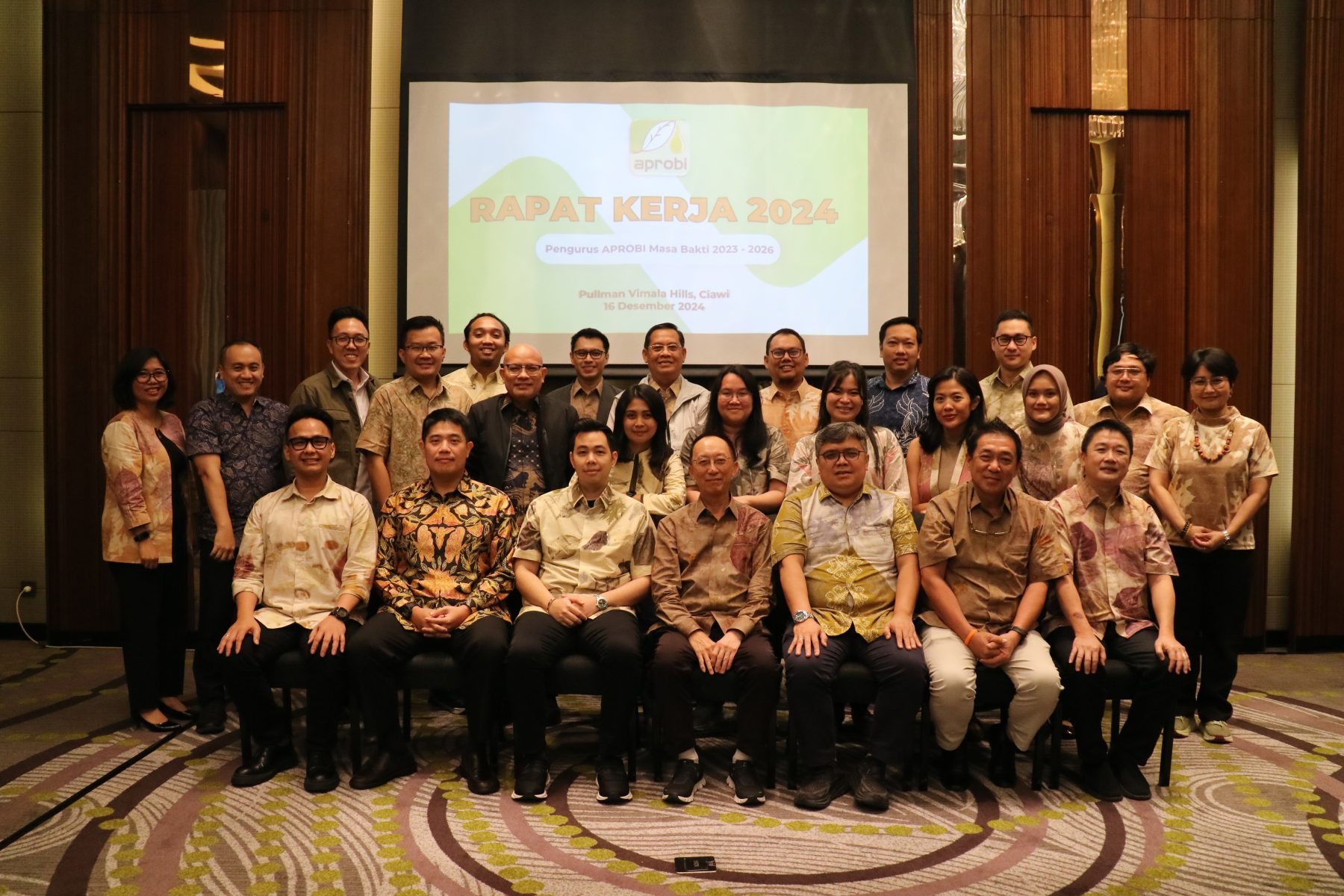 Komitmen untuk Indonesia Hijau! APROBI Gelar Rapat Kerja 2024 - APROBI