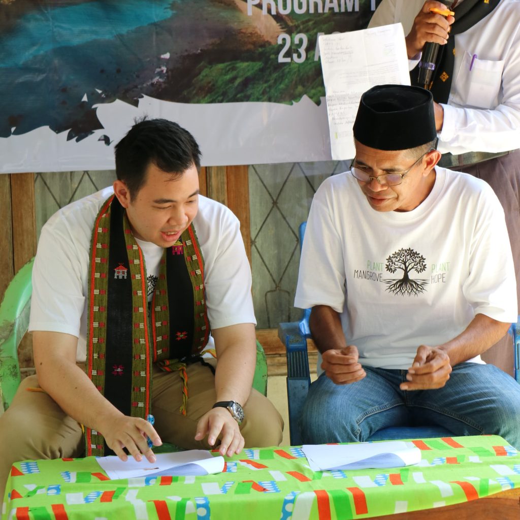 APROBI Lanjutkan Komitmen TJSL dengan Penanaman Mangrove